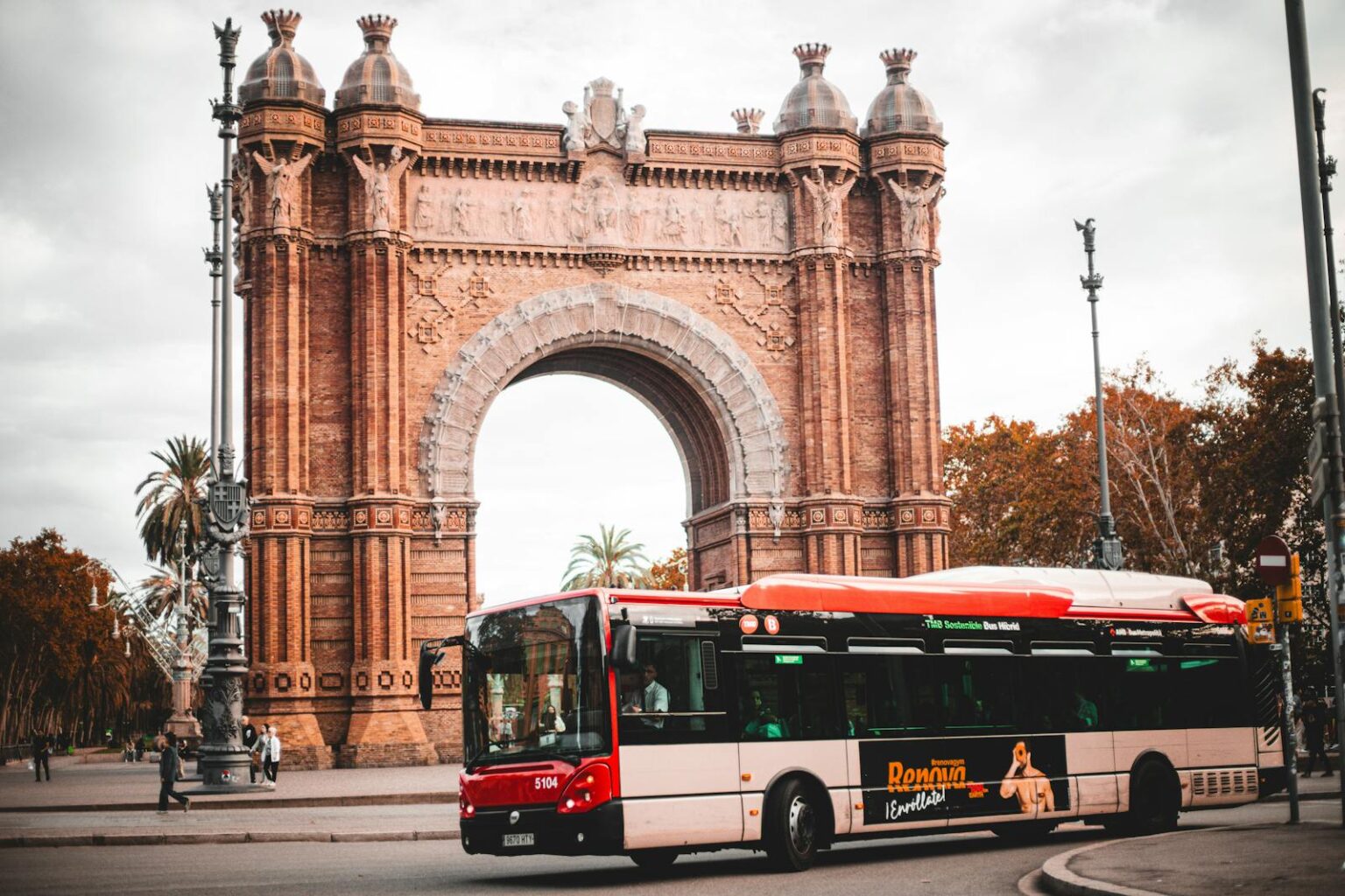Public Transport in Spain: UK Expat Guide 2026